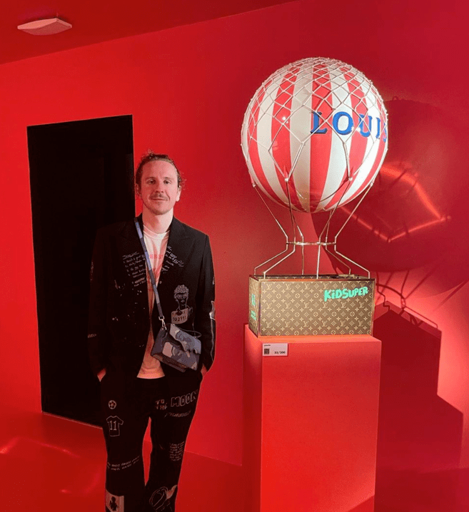 UR官宣！首位登上巴黎时装周的中国设计师Masha Ma成为客座设计师_女性_品牌_的设计