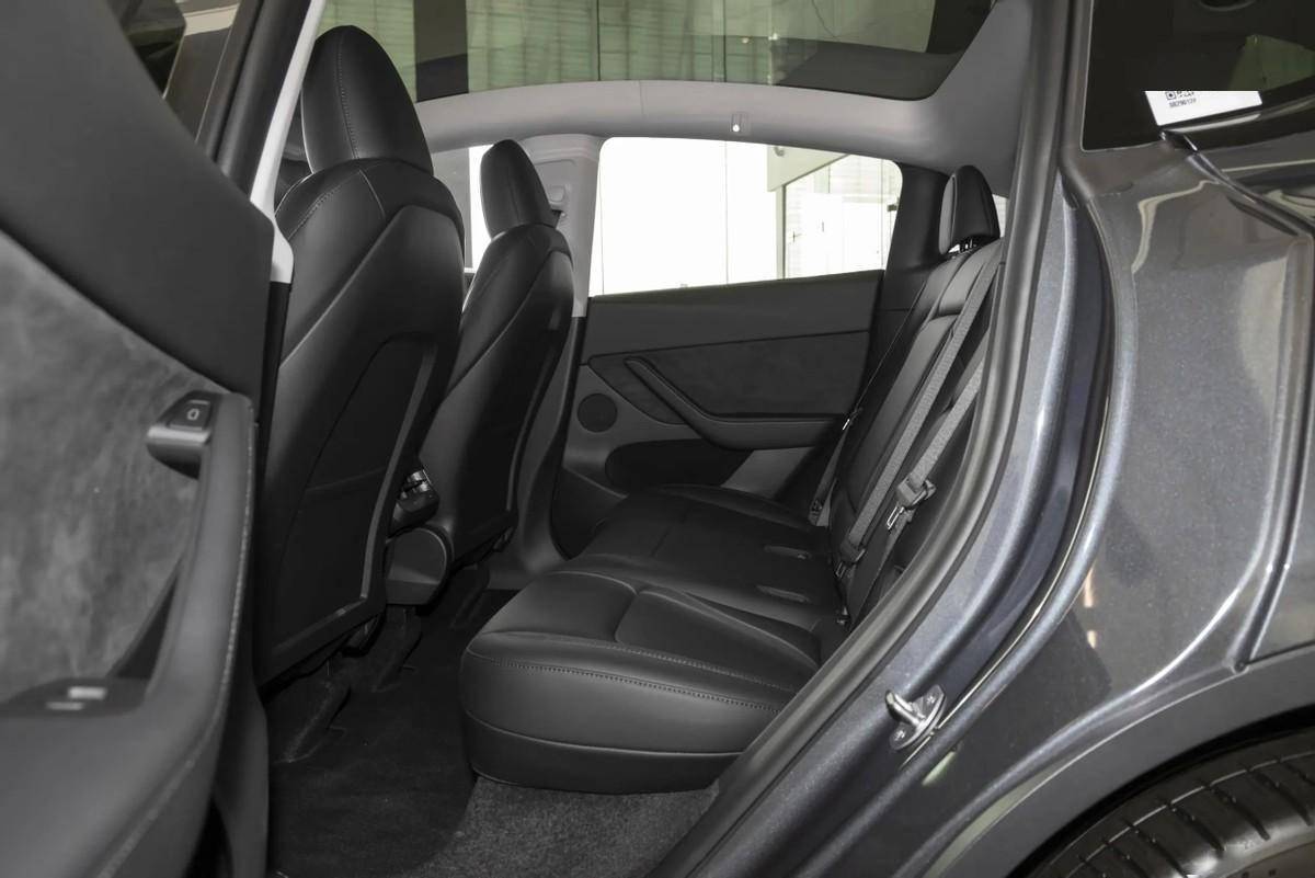 20多万买纯电SUV，小鹏G6、Model Y、智己LS6选谁更合适？_搜狐汽车_搜狐网