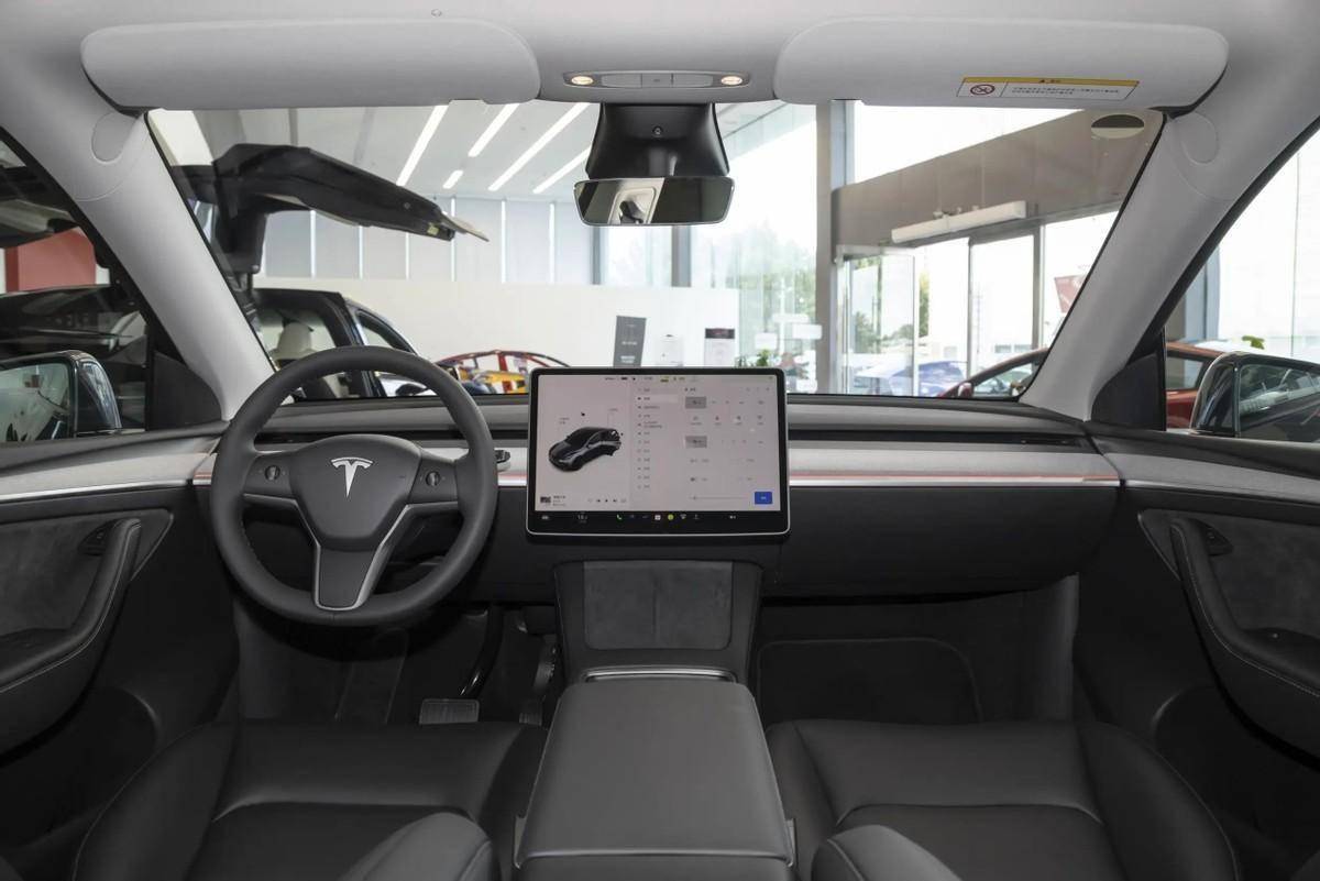 20多万买纯电SUV，小鹏G6、Model Y、智己LS6选谁更合适？_搜狐汽车_搜狐网