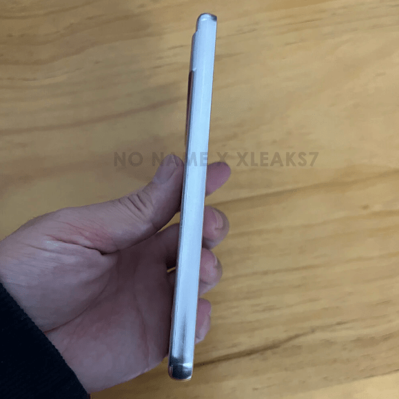 圆润设计抢先一步！谷歌 Pixel 8a铝制机模照片首次曝光 性能 科技 手机