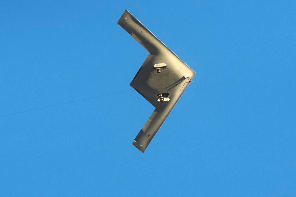 B-21几台发动机？各国六代机现状如何？_美国空军_的能力_装备