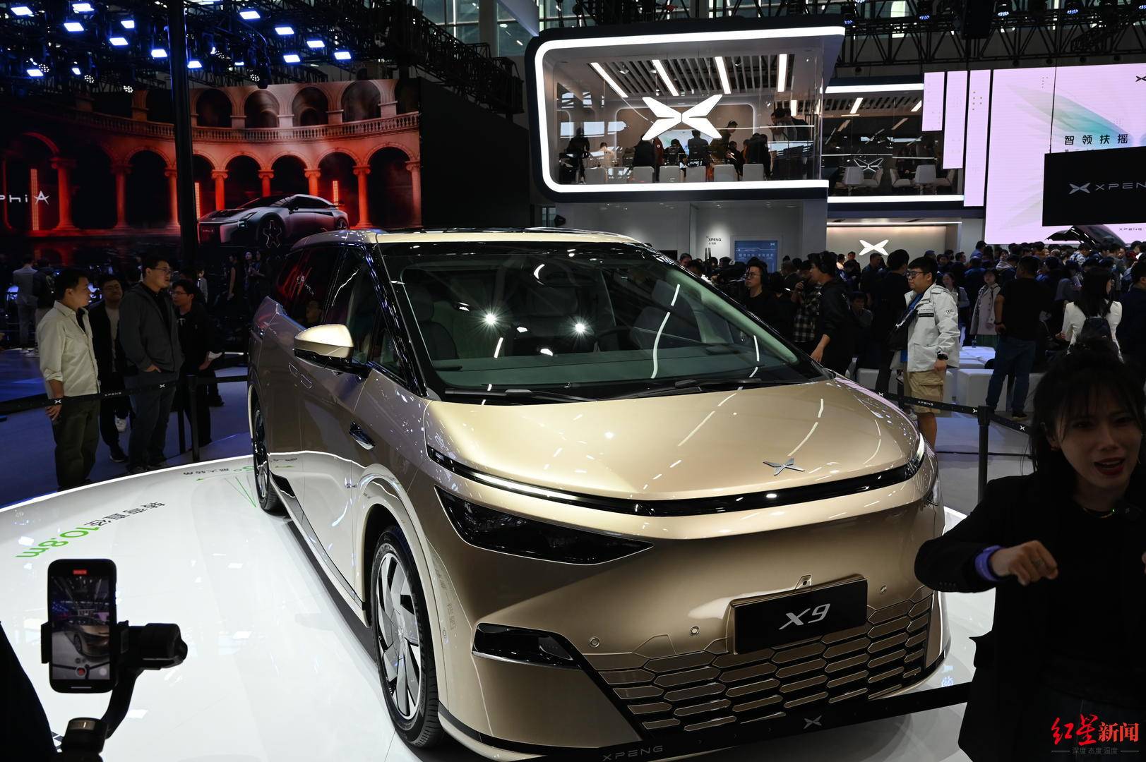 2023广州车展丨新能源车品牌燃起MPV大战，理想MEGA、小鹏X9参战_搜狐汽车_搜狐网