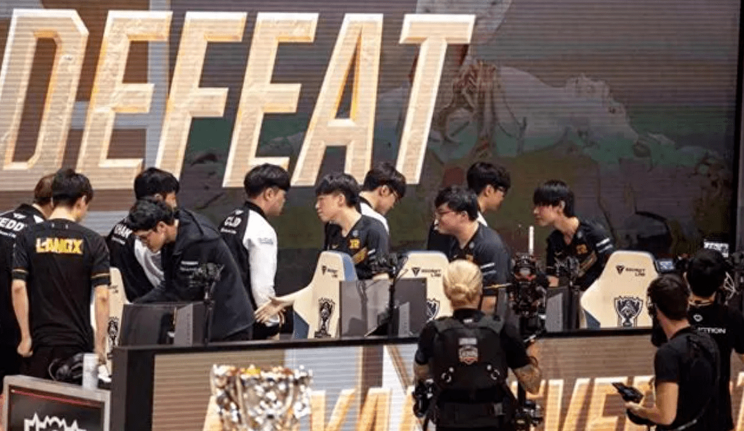 前G2上单回顾S8淘汰RNG：他们S8很可能夺冠！_Wunder_比赛_下路