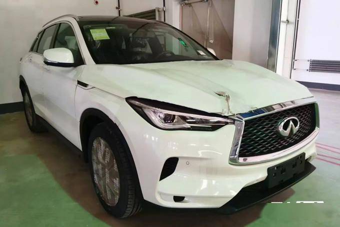 英菲尼迪4S店库存积压24个月 QX50原价35万-现仅21万_搜狐汽车_搜狐网