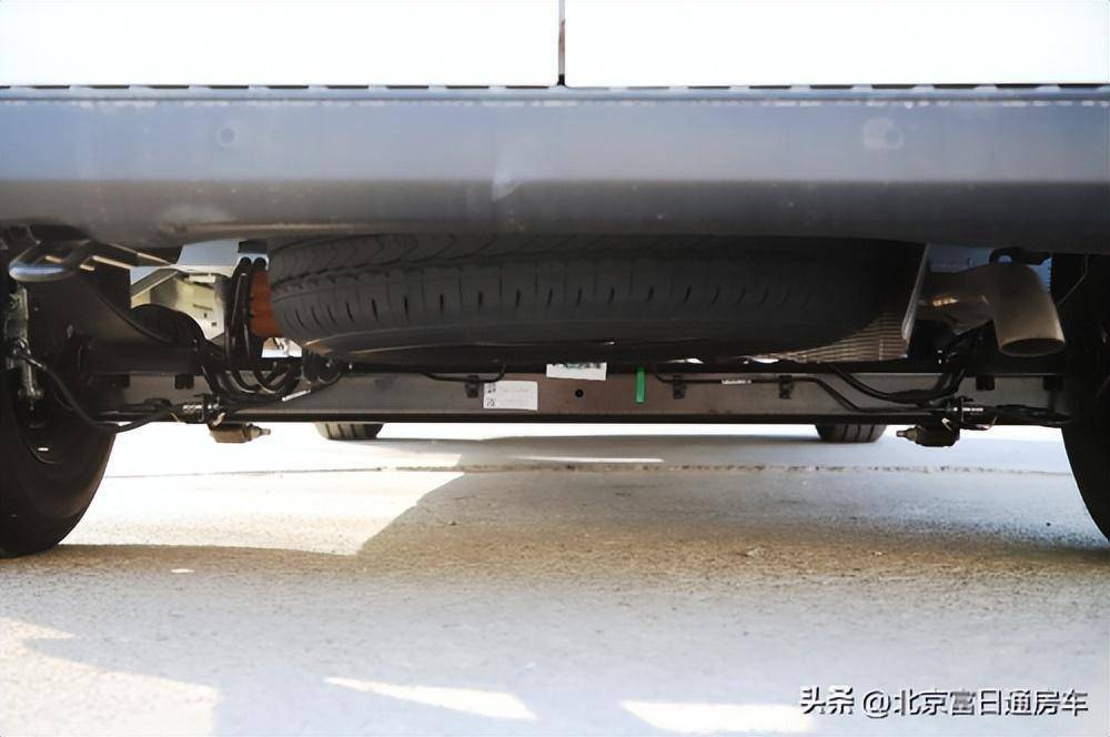 2023款福特新全顺详解，6AT升级为9AT，动力操控性好_搜狐汽车_搜狐网